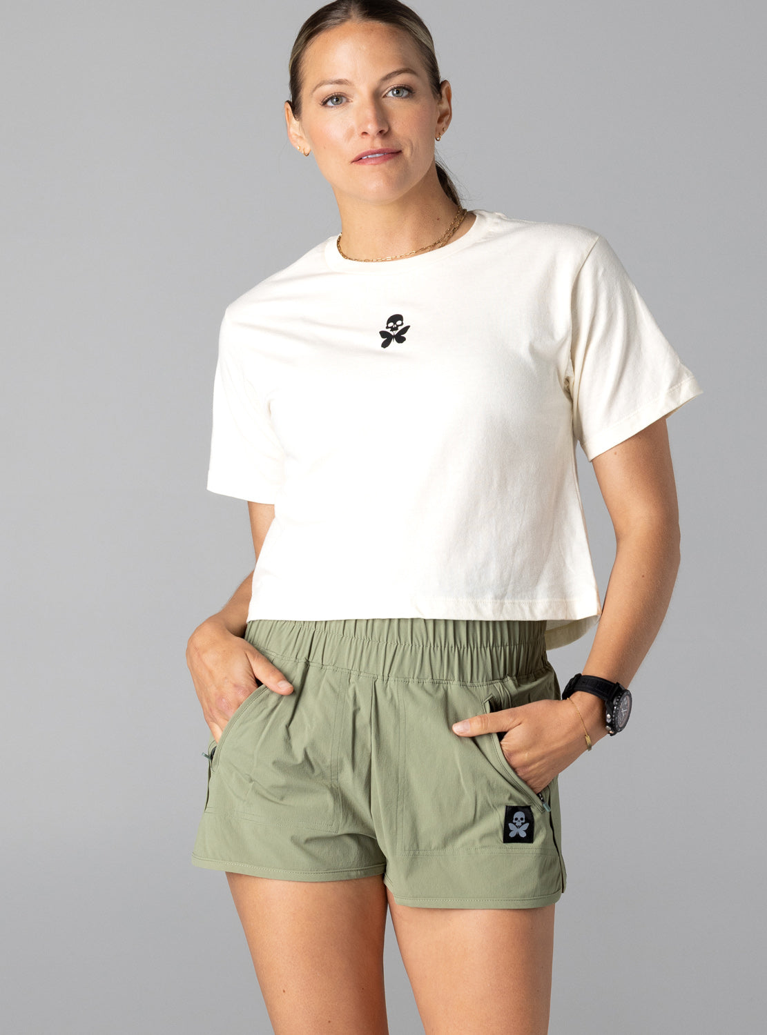 betty designs womens Signature Boxy T Cream – Betty Designs