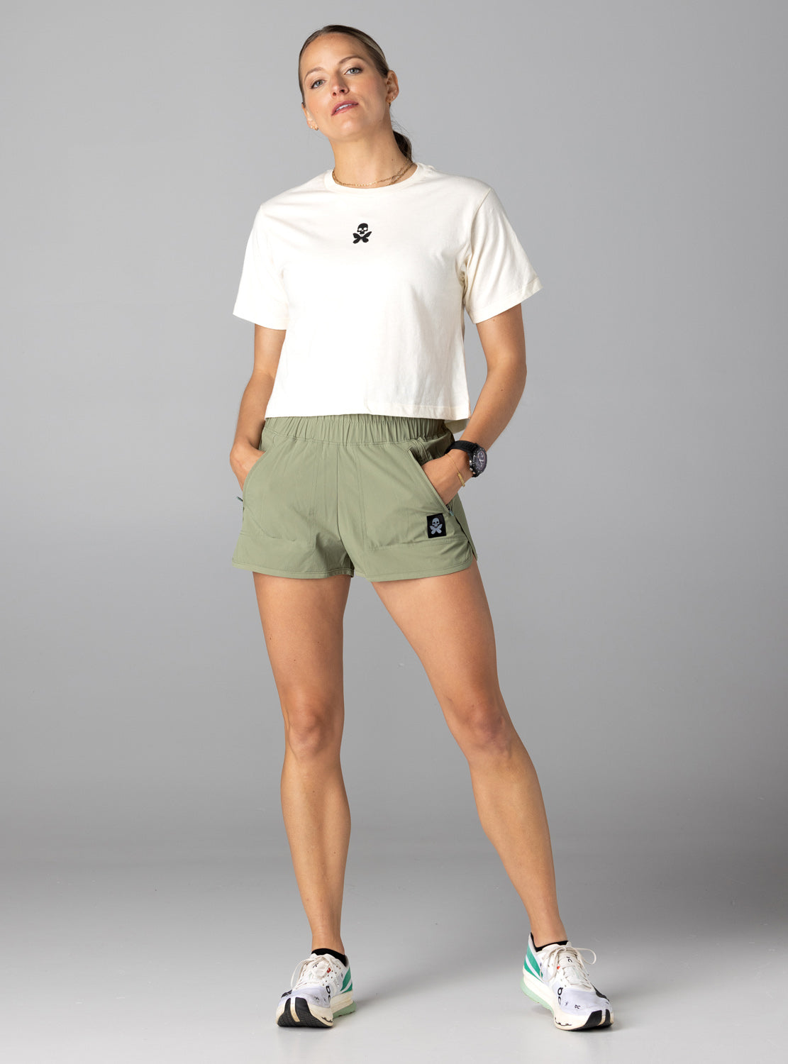 betty designs womens Signature Boxy T Cream – Betty Designs